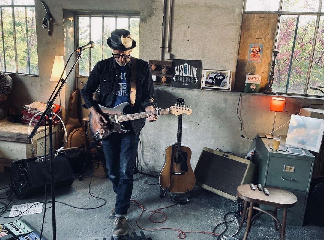 Simon Widdowson + Mr. Reno